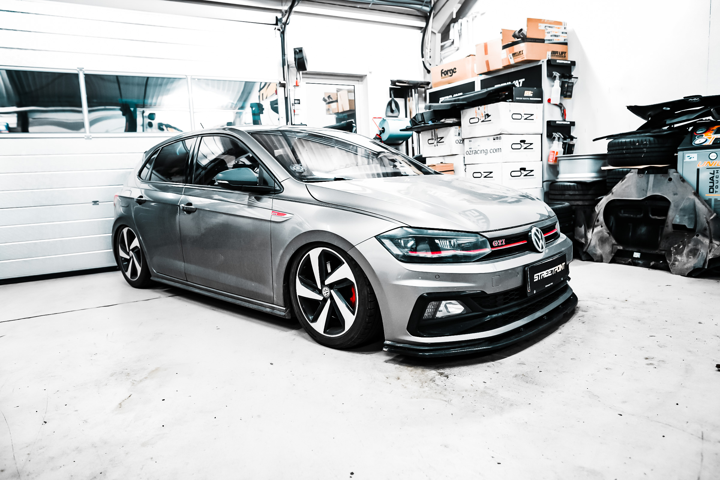 Sænkningskatalog for VW Polo AW R-Line (2018-)